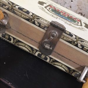 Hot Topic | Bags | Awesome Cigar Box Purse | Poshmark